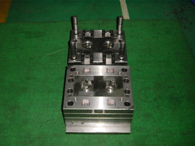 20 years experience Plastic Injection Mold Maker Plastic Injection Molding