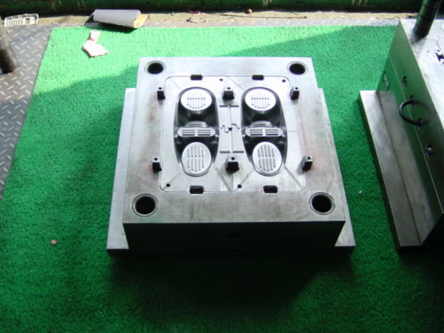 Custom Processing Plastic Injection Molded , High Precision Gear Mold