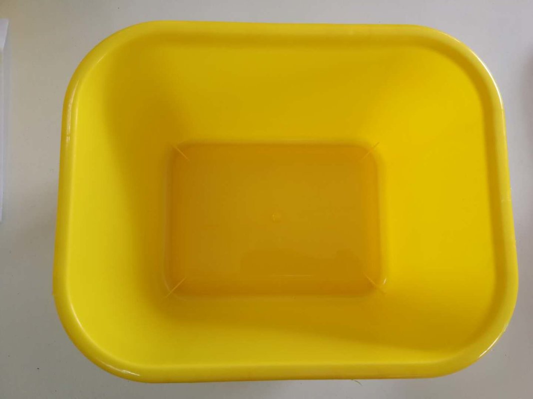 Yellow Color Sharps Waste Disposal Box ABS Material 3L 5L 10L Cold Runner